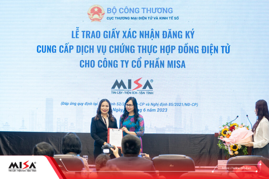 MISA được Bộ Công thương trao giấy xác nhận đăng ký cung cấp dịch vụ ...